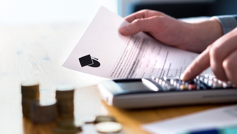 Edital 1011/2025: apoio financeiro a servidores para graduação e pós ...