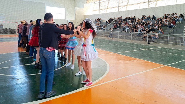 Festa Julina marca despedida do semestre e início das férias em Governador Valadares — Instituto ...